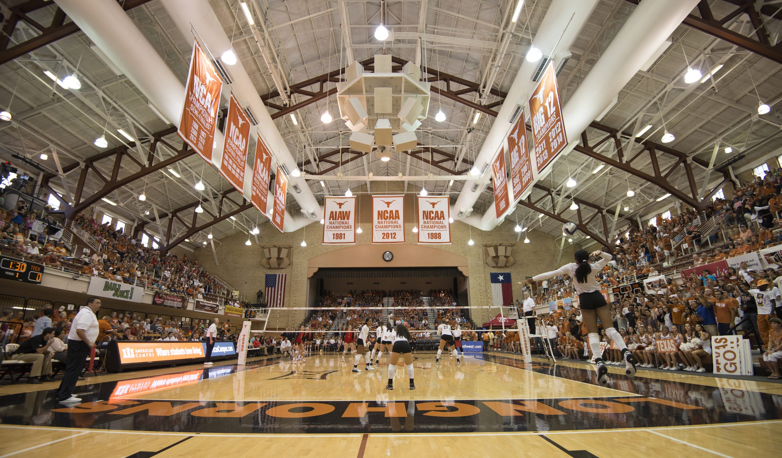 411OnTheForty: Volleyball set to return to playing under the same roof ...
