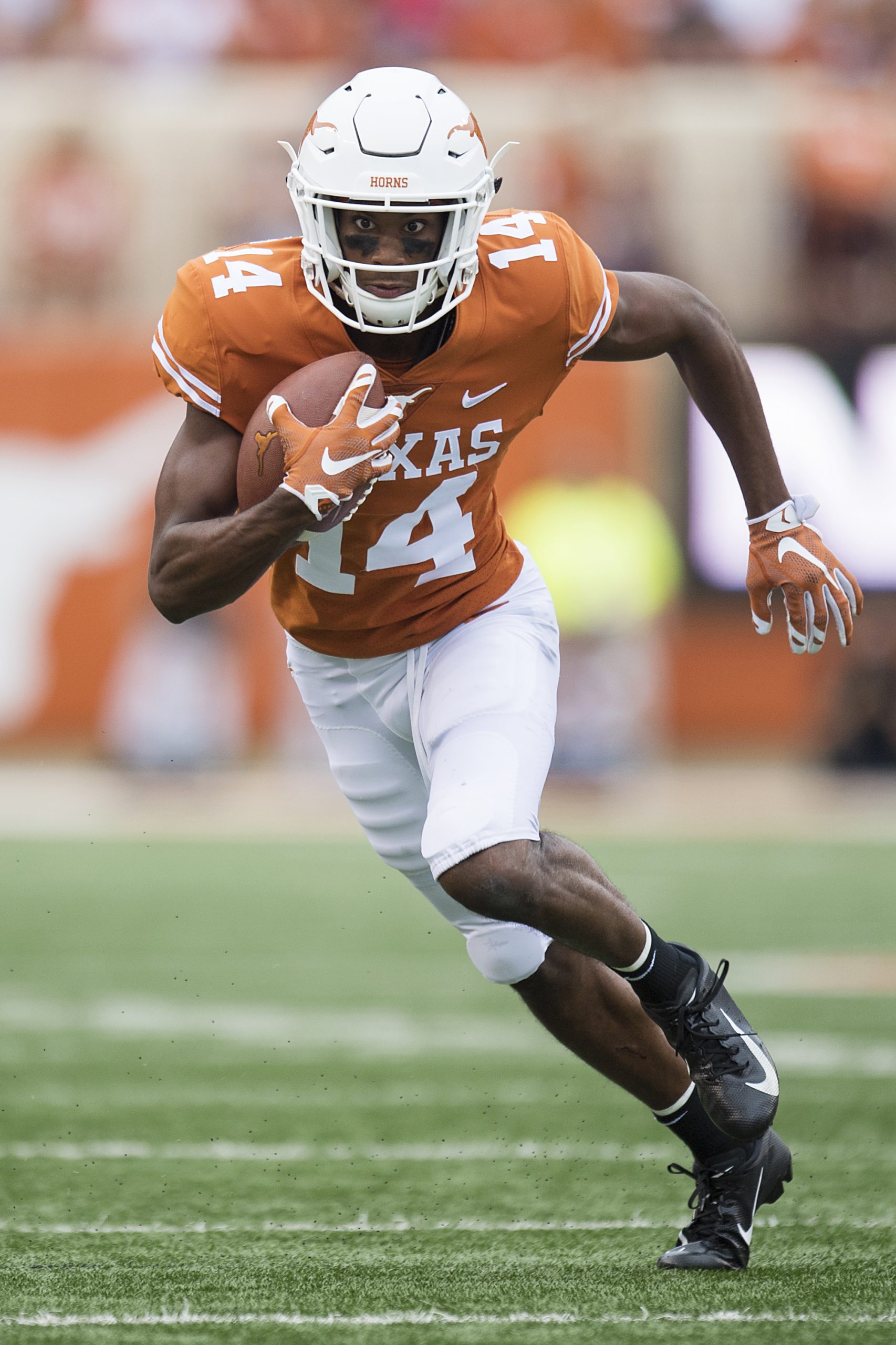 411OnTheForty: Get to know Joshua Moore - Horns Illustrated