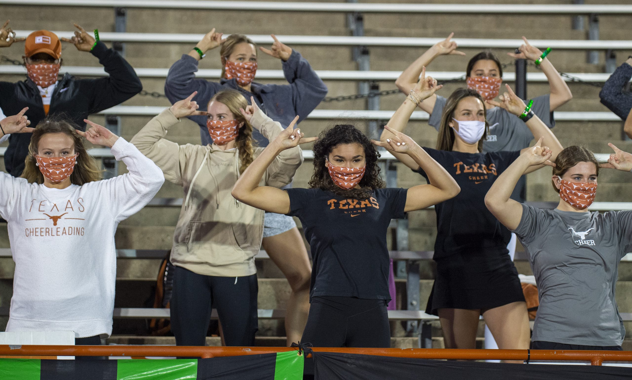 Photo gallery: UT soccer wins, 4-0, over Texas State - Horns Illustrated