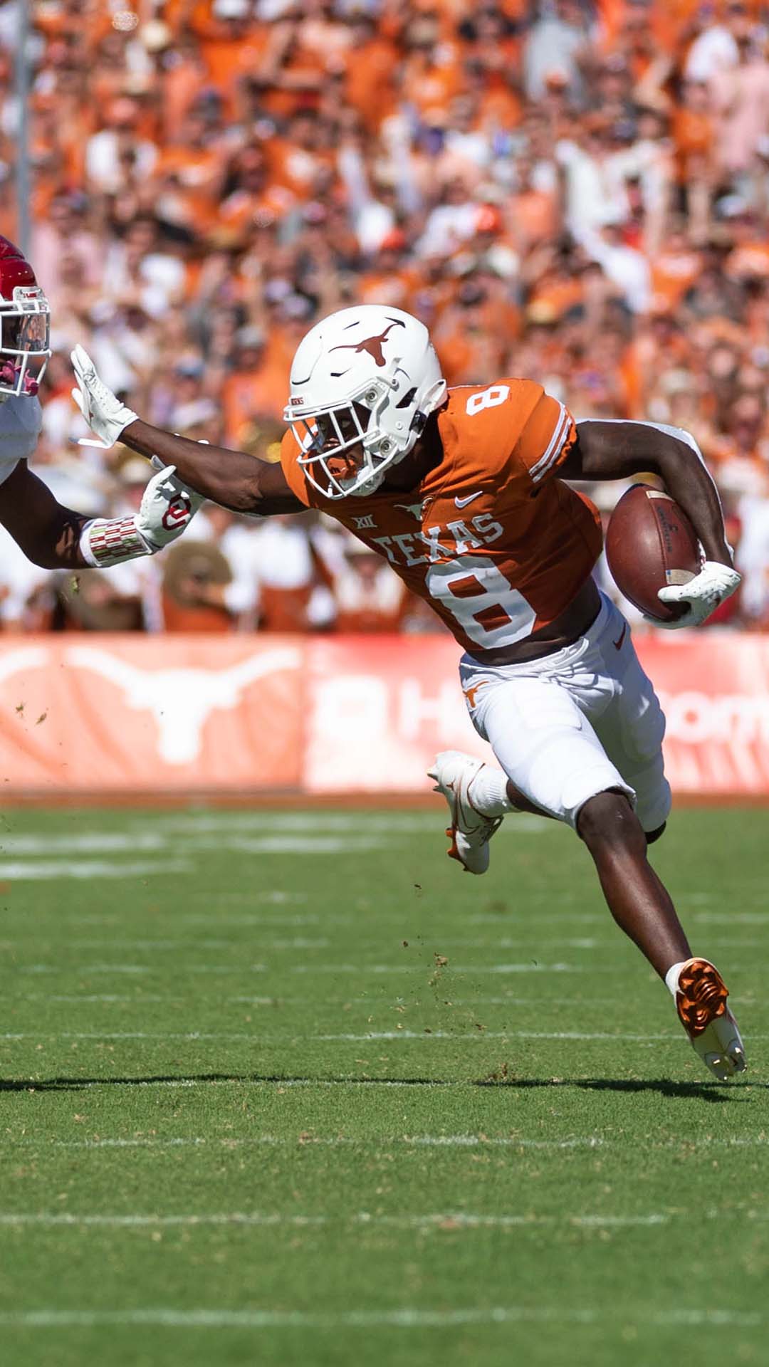Xavier Worthy Stiff Arms - Horns Illustrated