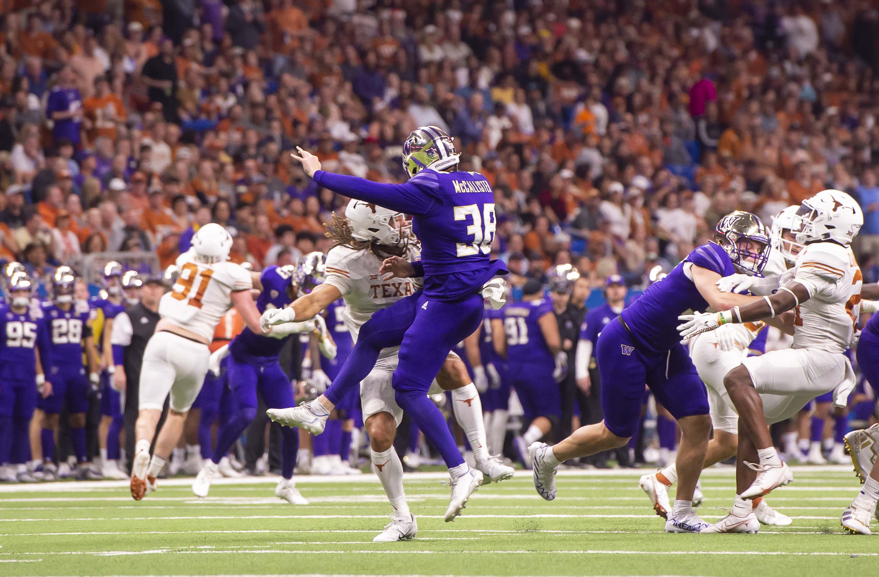 Texas block punt attempt was close but resulted in penalty - Horns ...